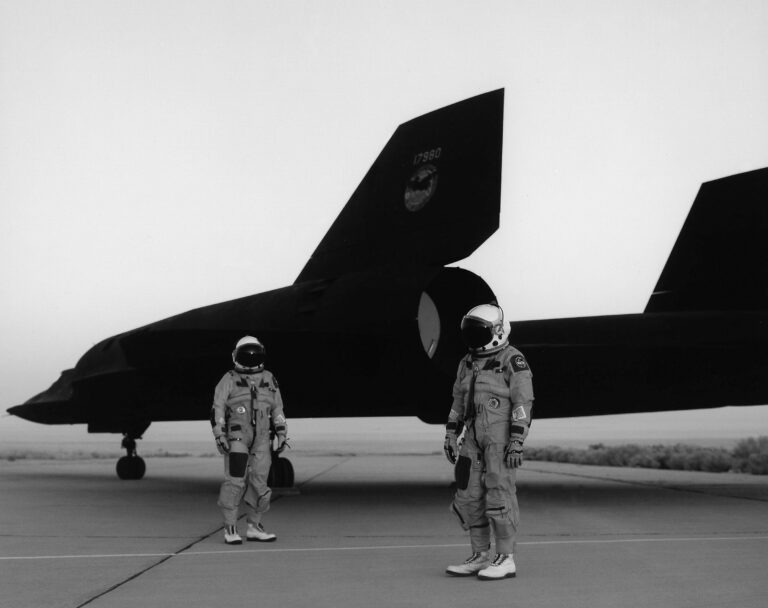 SR-71 BLACKBIRD - FLIGHT TEST HISTORICAL FOUNDATION