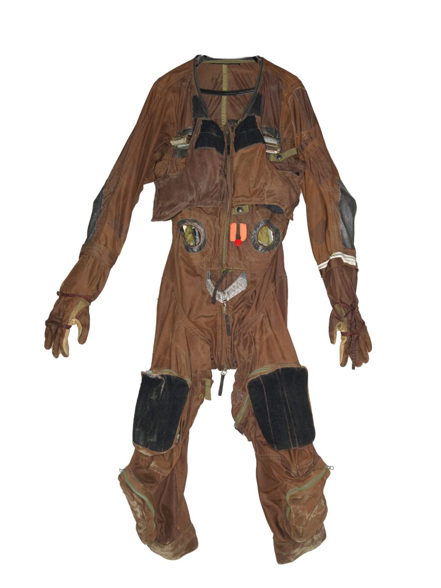Pressure Suits - FLIGHT TEST HISTORICAL FOUNDATION