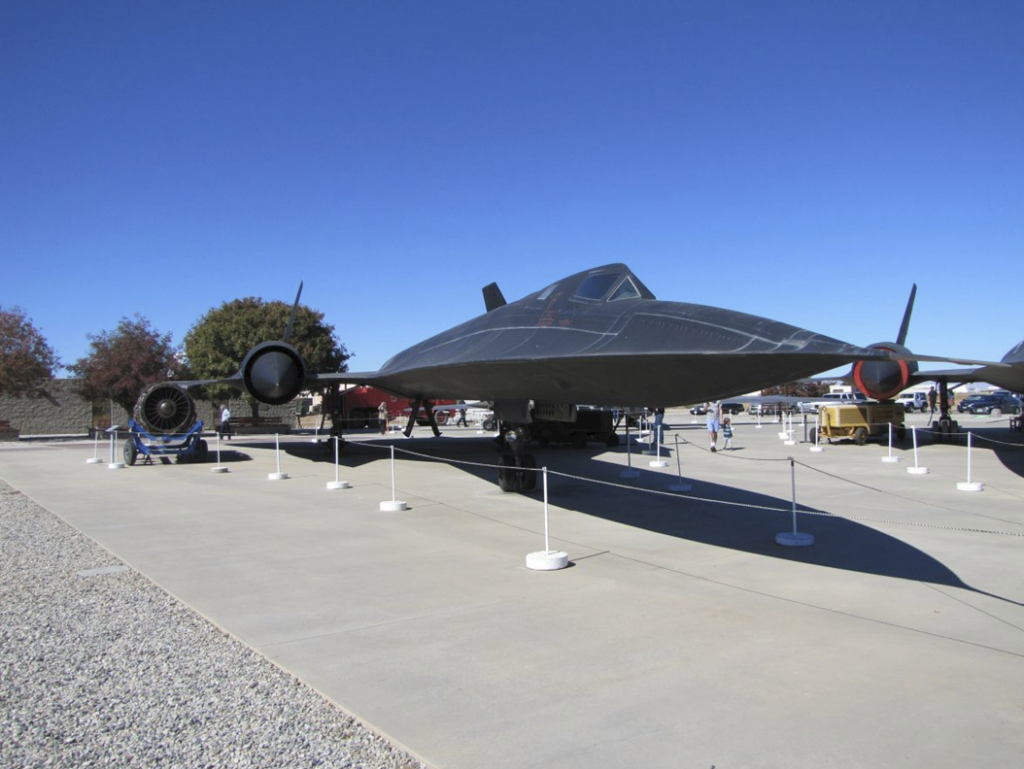 Lockheed Martin SR-71 Blackbird, S/N 61-7955 - FLIGHT TEST HISTORICAL ...